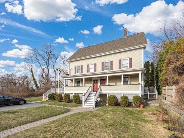 2 bedroom, Gloucester MA 01930 102410242