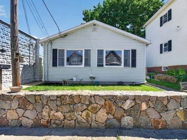 2 bedroom, Gloucester MA 01930 103495486