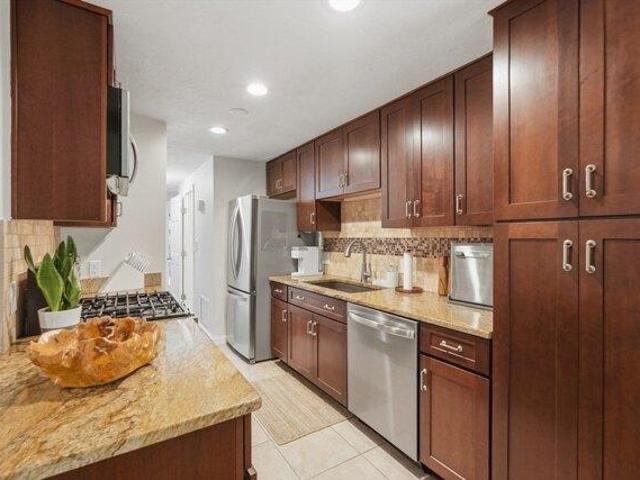 2 bedroom, Grafton MA 01536 105082112