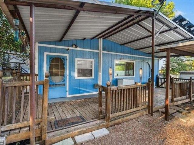 2 bedroom, Granbury TX 76049 93924530