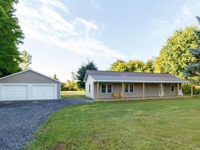 2 bedroom, Grand Isle VT 05458 102025904