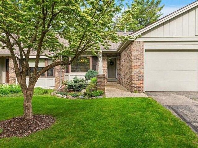 2 bedroom, Grand Rapids MI 49504 90903030