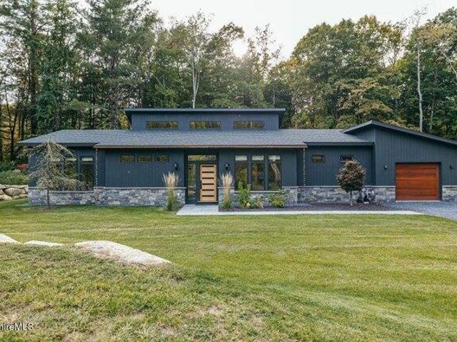 2 bedroom, Great Barrington MA 01230 LS101782631