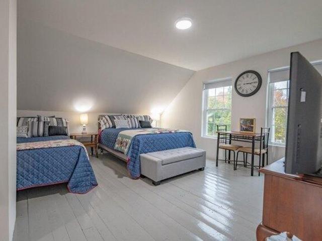 2 bedroom, Greenville ME 04441 102762228