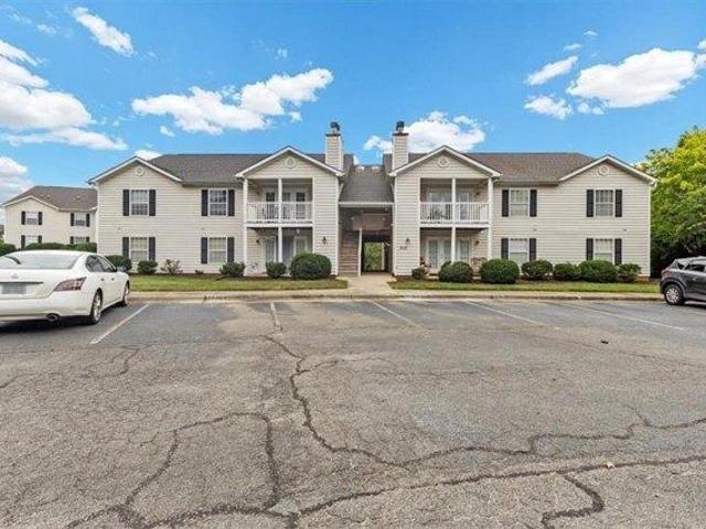 2 bedroom, Greensboro NC 27410 103600559
