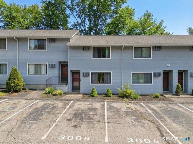 2 bedroom, Groton CT 06340 102727526
