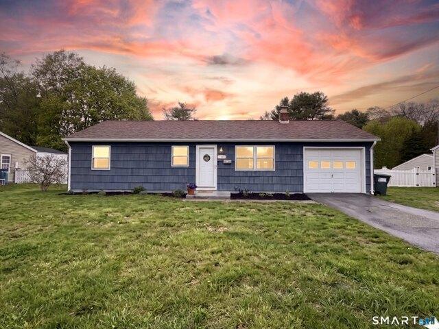 2 bedroom, Groton CT 06340 102729572