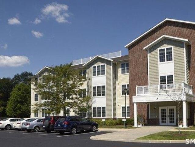 2 bedroom, Groton CT 06355 102214844