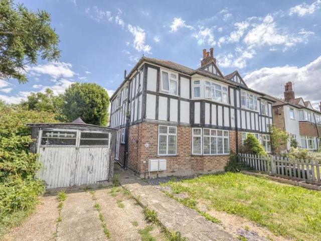 2 Bedroom Ground Maisonette Flat