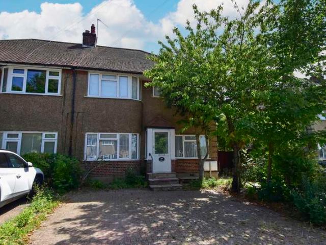 2 Bedroom Ground Maisonette Flat