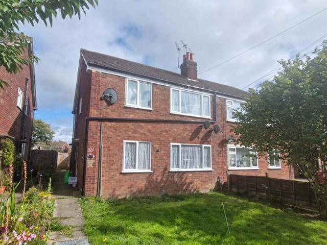 2 Bedroom Ground Maisonette To Rent In Tudor Road, Nuneaton, CV10