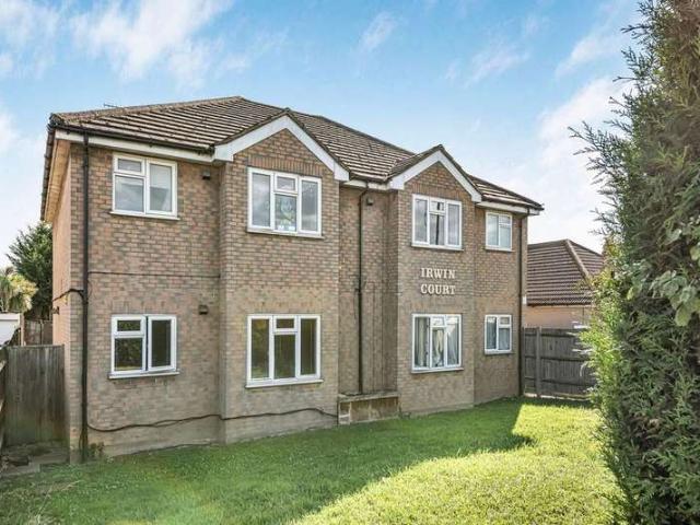 2 Bedroom Ground Flat