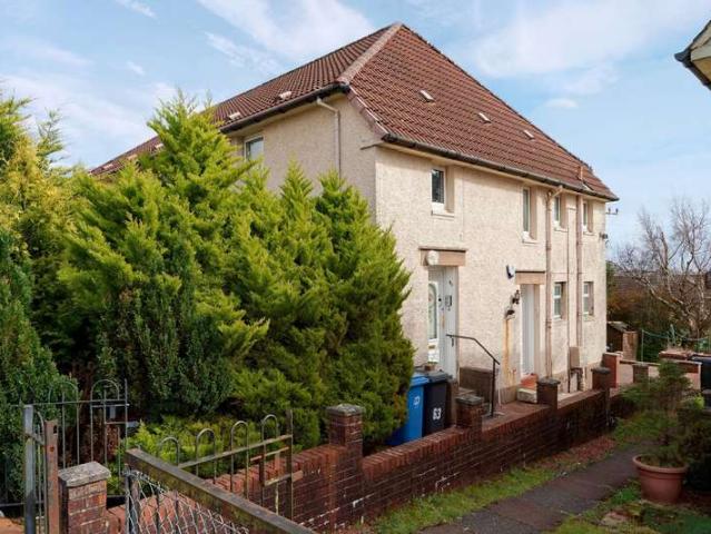 2 Bedroom Ground Flat