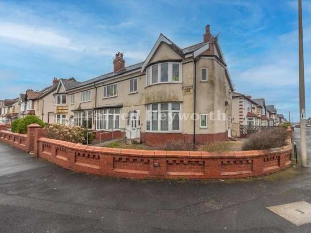 2 Bedroom Ground Flat