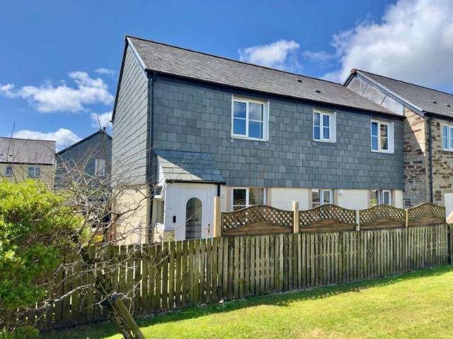 2 Bedroom Ground Flat