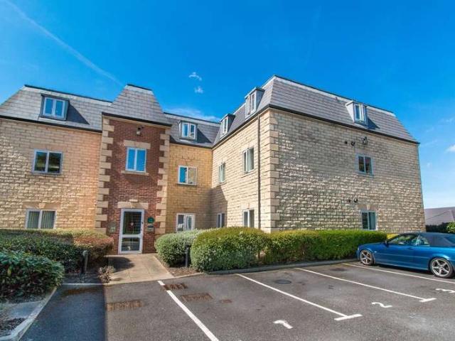 2 Bedroom Ground Flat