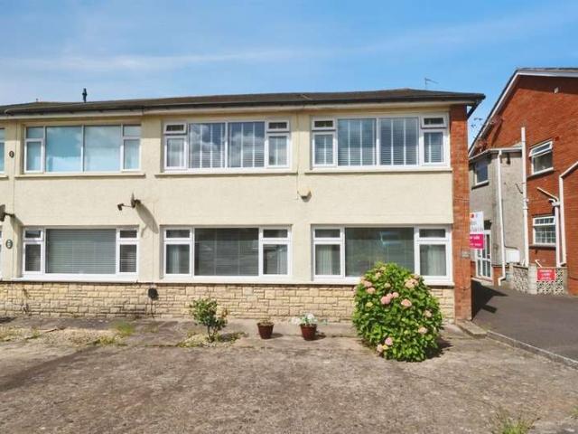 2 Bedroom Ground Flat