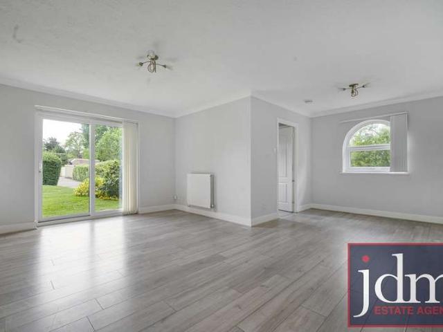 2 Bedroom Ground Flat