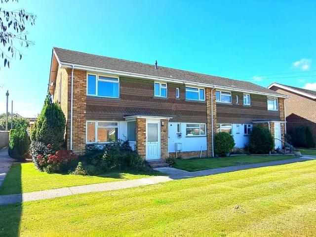 2 Bedroom Ground Flat