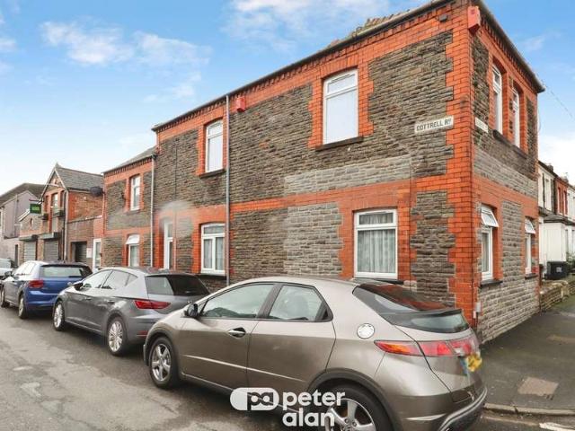 2 Bedroom Ground Flat