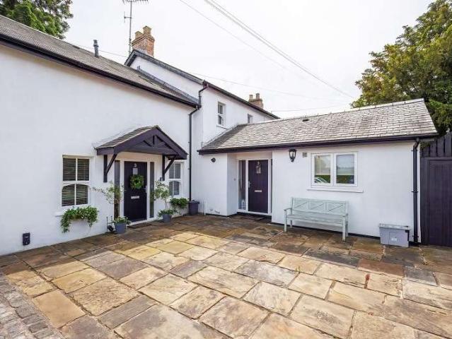 2 Bedroom Ground Flat