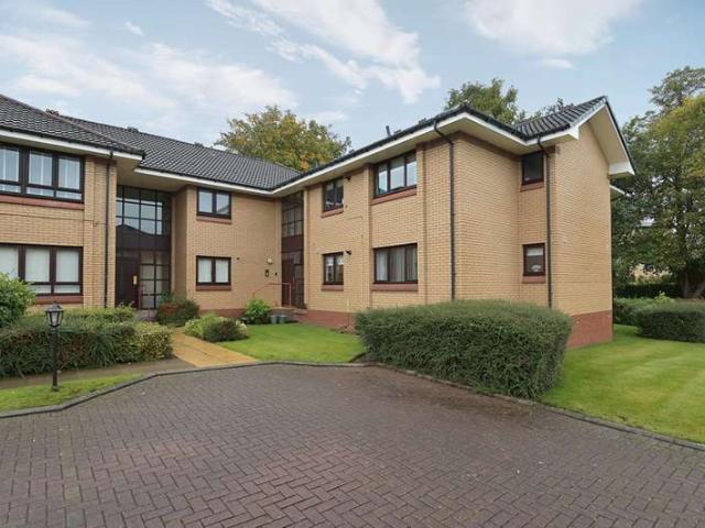 2 Bedroom Ground Flat
