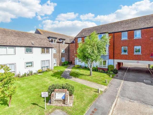 2 Bedroom Ground Flat