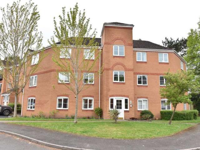 2 Bedroom Ground Flat