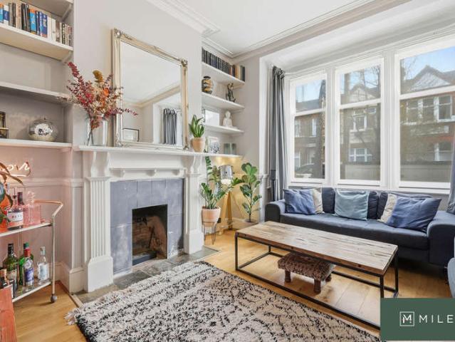 2 Bedroom Ground Flat