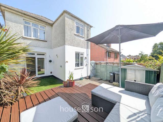 2 Bedroom Ground Flat