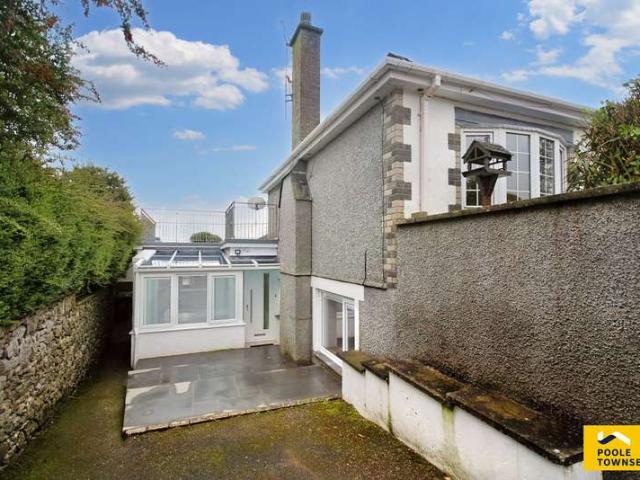 2 Bedroom Ground Flat