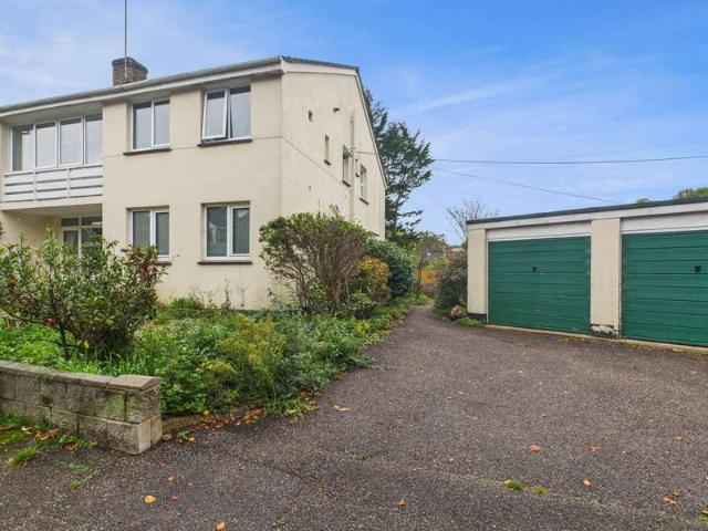 2 Bedroom Ground Flat