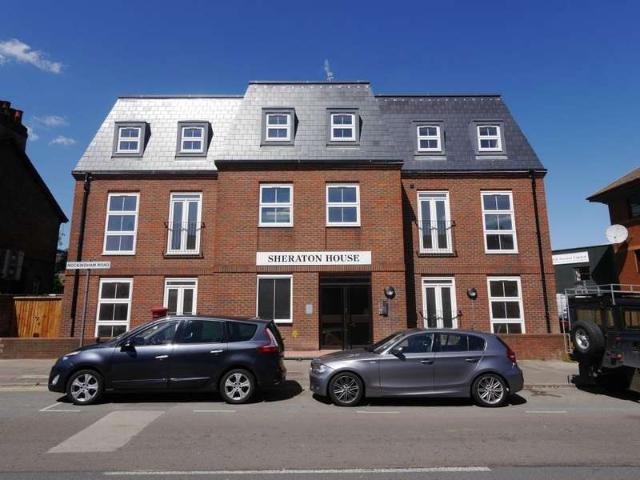 2 Bedroom Ground Flat