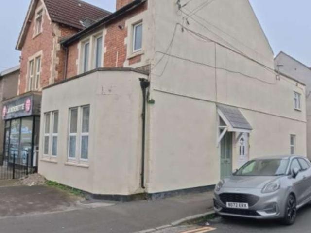 2 Bedroom Ground Flat