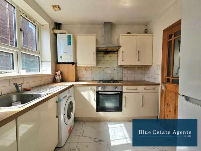 2 Bedroom Ground Flat