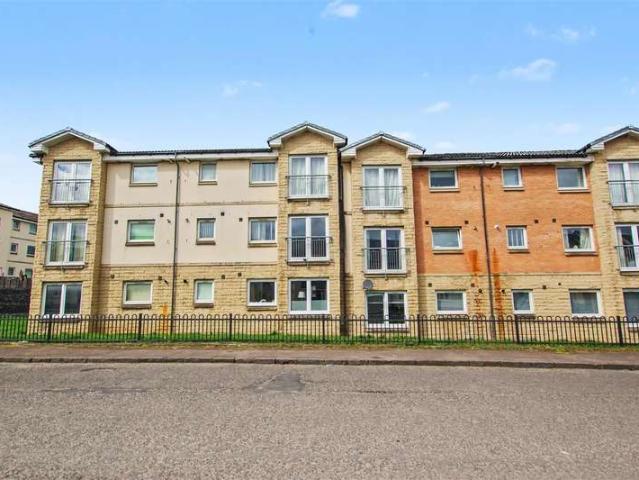 2 Bedroom Ground Flat