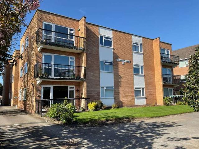 2 Bedroom Ground Flat