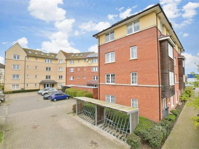 2 Bedroom Ground Flat
