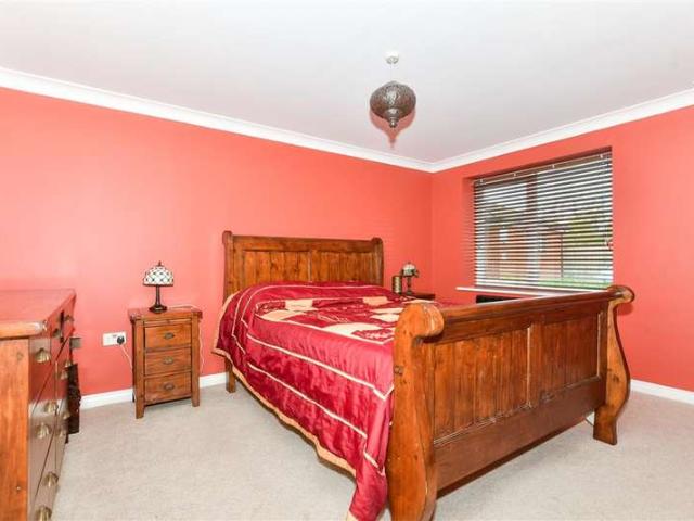 2 Bedroom Ground Flat