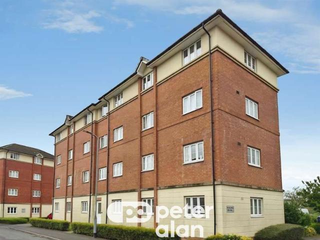 2 Bedroom Ground Flat