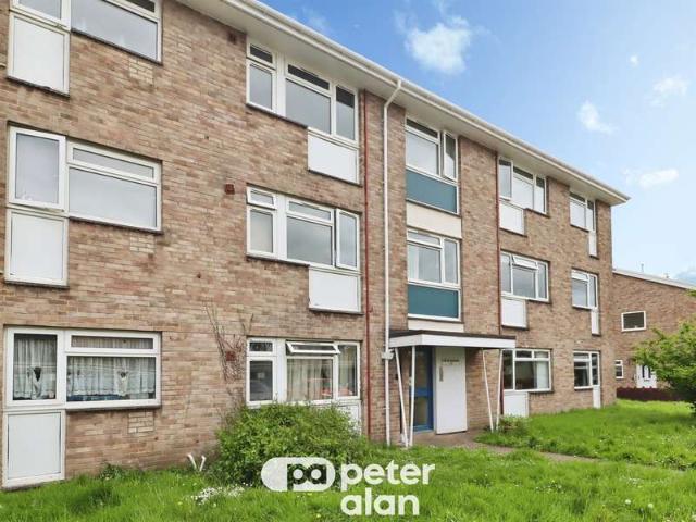 2 Bedroom Ground Flat