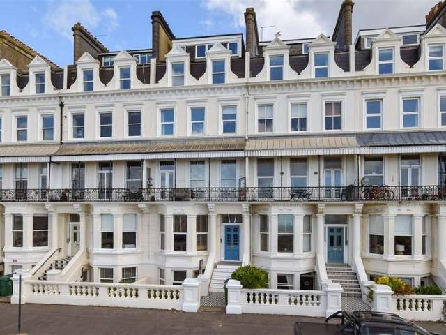2 Bedroom Ground Flat