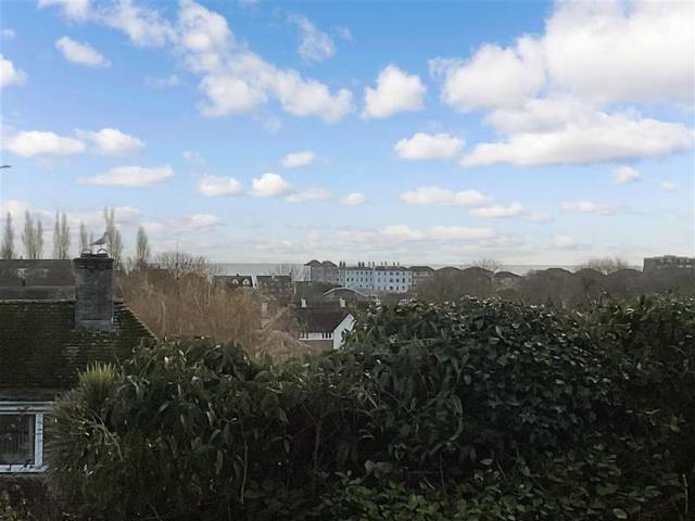 2 Bedroom Ground Flat