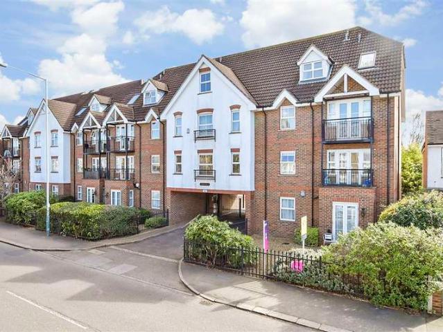 2 Bedroom Ground Flat