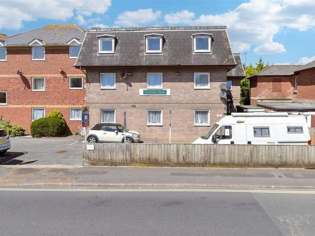 2 Bedroom Ground Flat