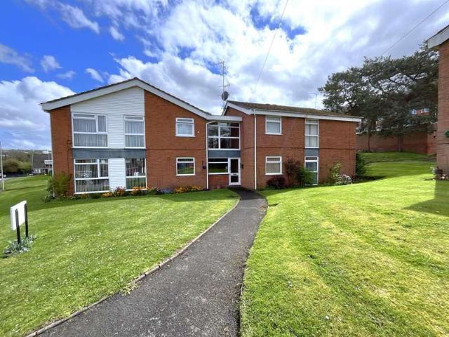 2 Bedroom Ground Flat