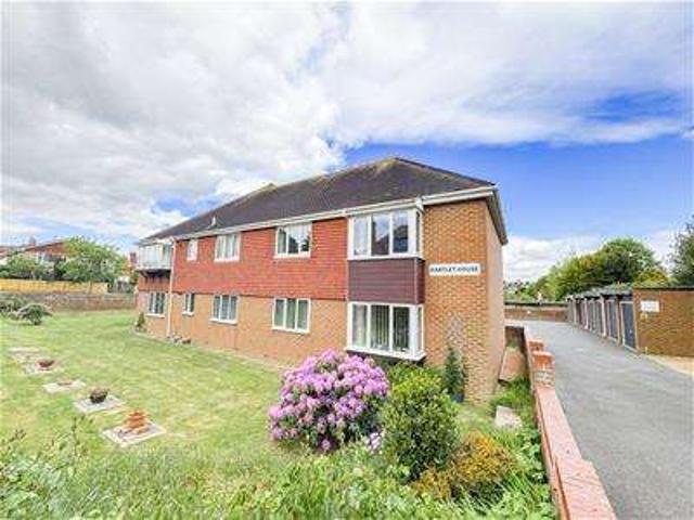 2 Bedroom Ground Flat