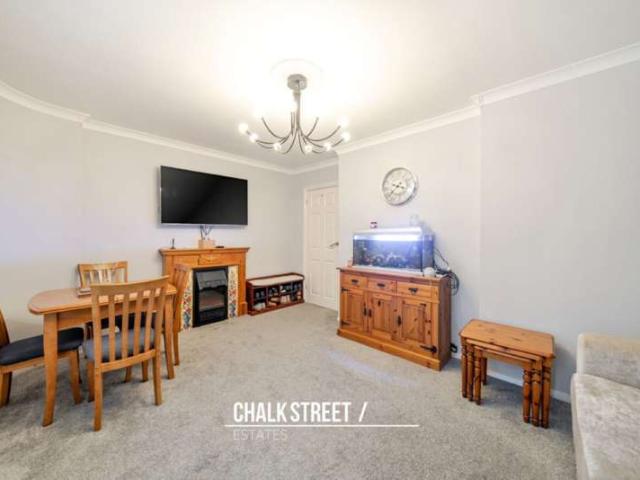 2 Bedroom Ground Flat