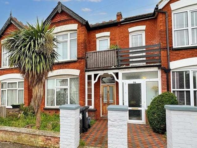 2 Bedroom Ground Flat