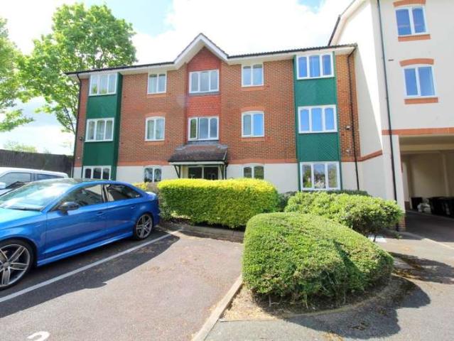 2 Bedroom Ground Flat